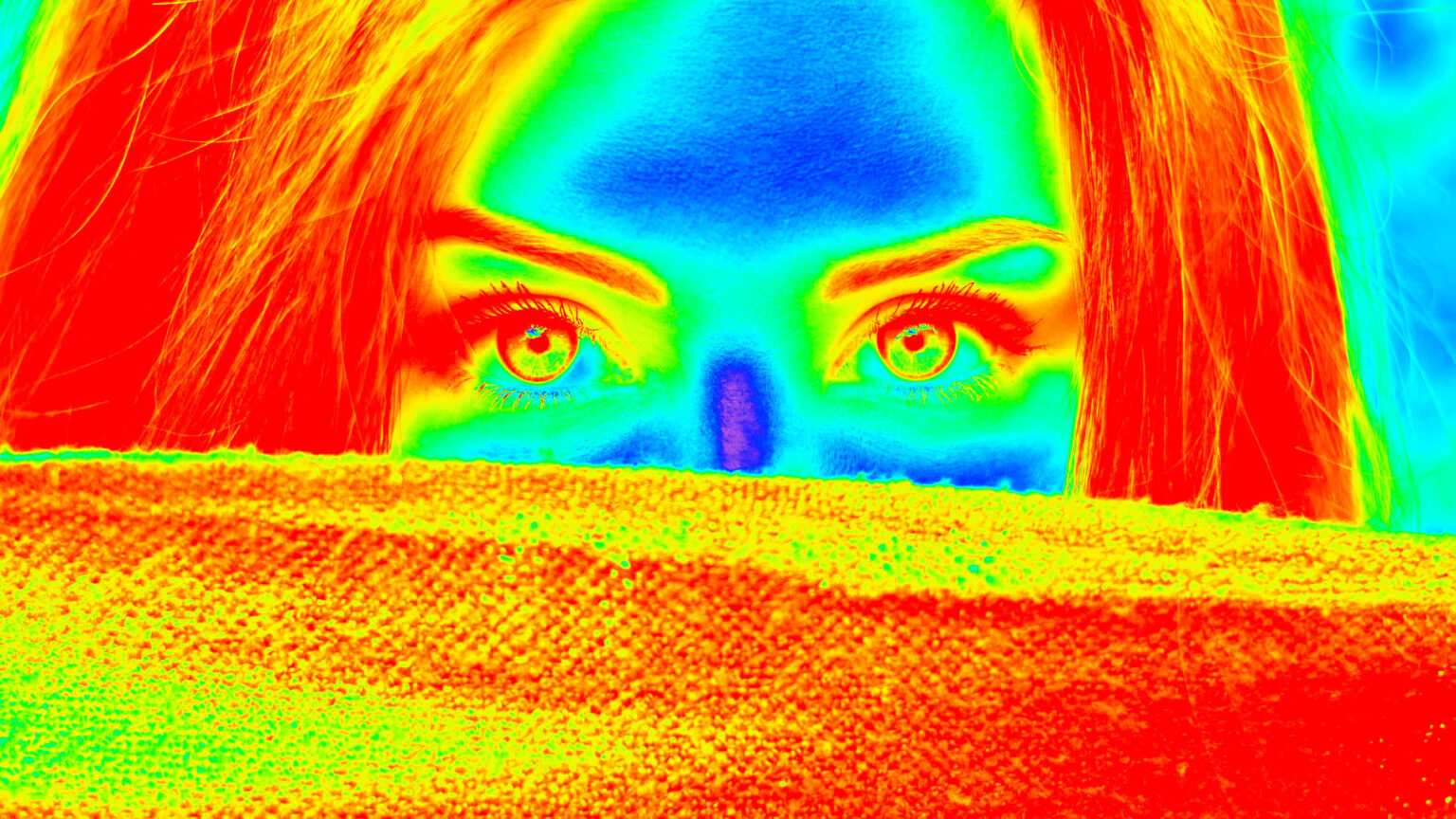 Infrared thermal camera (heat map) effect in Adobe Photoshop